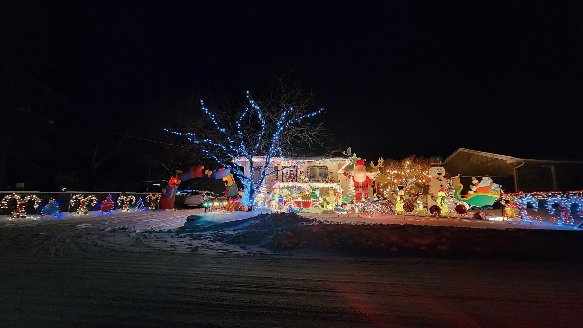 Mansfield announces Christmas house decorating winners - The Equity