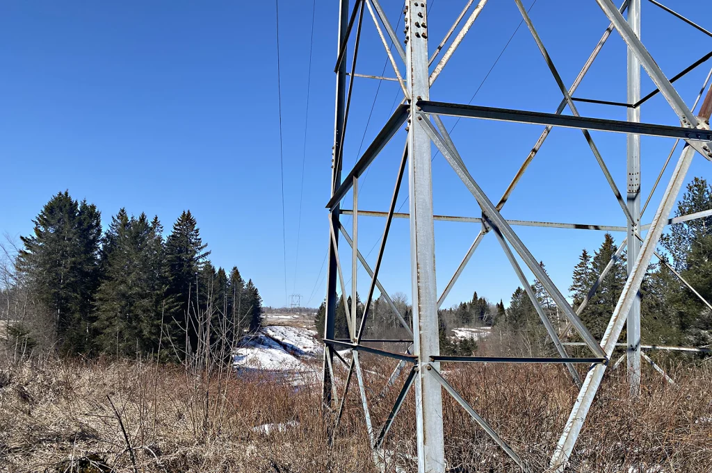 Hydro-Québec details upgrades to Quyon-Wyman lines - The Equity