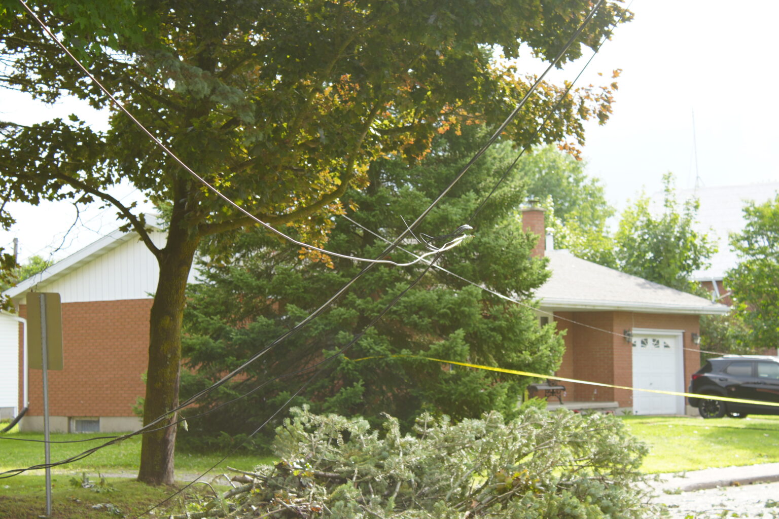 Violente tempête : des milliers de résidents du Pontiac sans ...